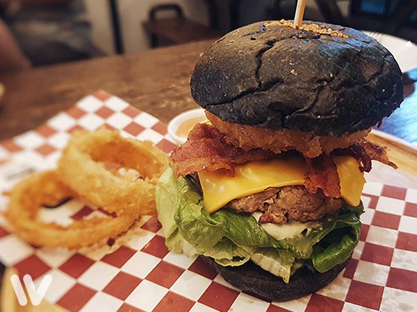 รีวิวร้านเบอร์เกอร์เจ้าดัง Jim's Burger & Beer สาขาอุดมสุข - What Eat It